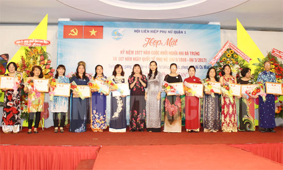 Họp mặt kỷ niệm khởi nghĩa Hai Bà Trưng và Ngày Quốc tế Phụ nữ 8/3