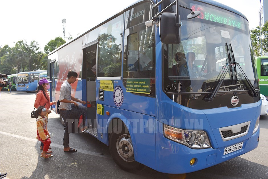 TPHCM sẽ tính toán kỹ việc đưa xe buýt mini vào hoạt động