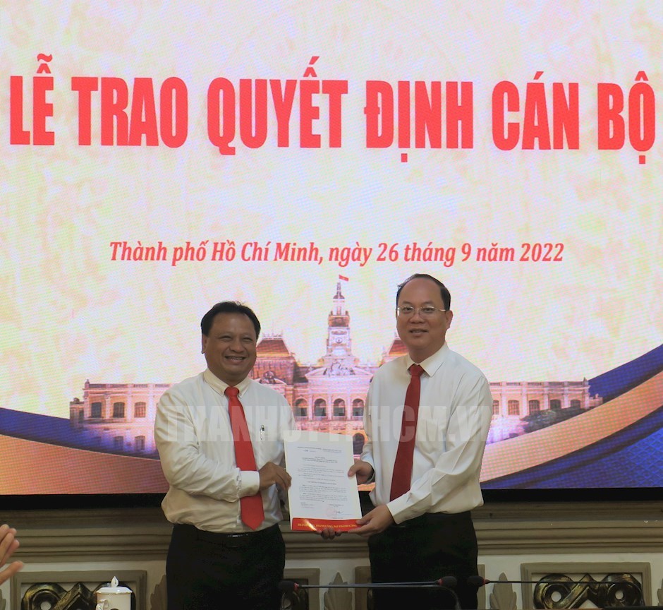 Chủ tịch UBND Quận 11 Trần Phi Long giữ chức vụ Bí thư Đảng ủy, Chủ tịch Hội đồng thành viên ...