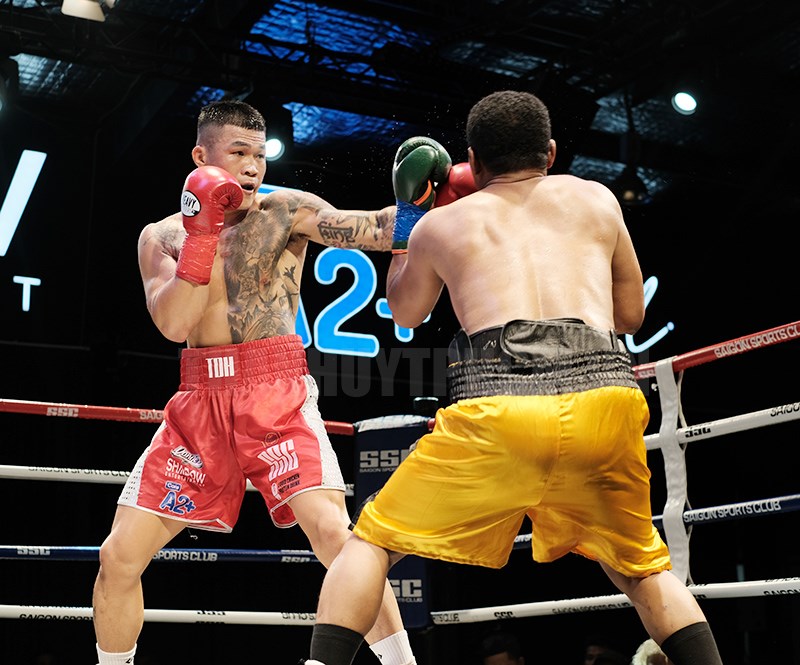 Nhà vô địch WBA châu Á Trương Đình Hoàng hạ knock-out võ sĩ số 1 Indonesia