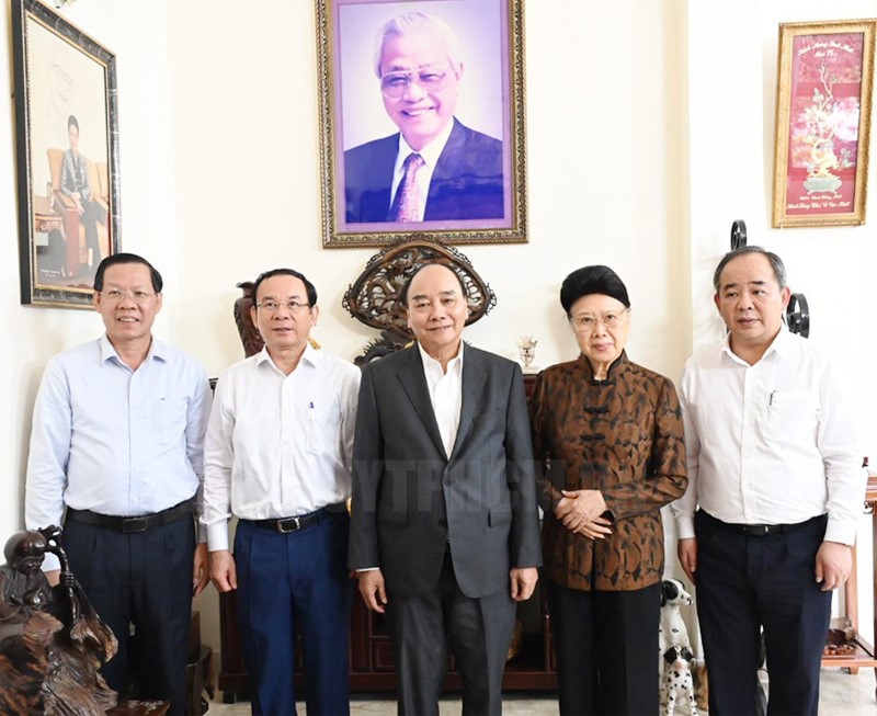 Chủ Tịch Nước Nguyễn Xuân Phúc Thăm Chúc Tết Các đồng Chí Nguyên Lãnh