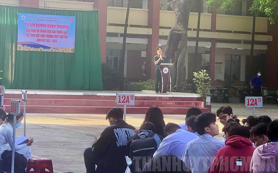 Trung tá Lê Văn Tấn - Tấm gương tiêu biểu trong học tập và làm theo Bác