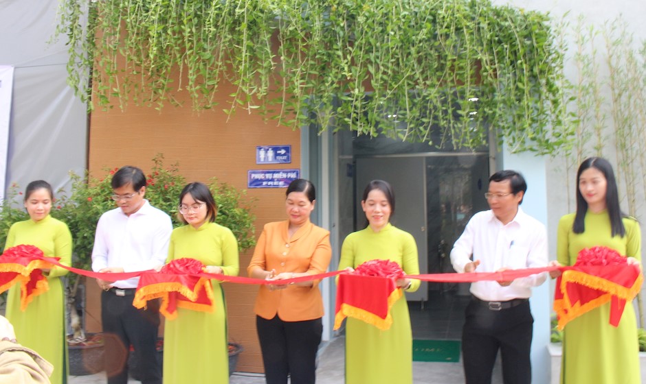 Quận 1: Khánh thành Nhà vệ sinh công cộng, phục vụ miễn phí cho người ...