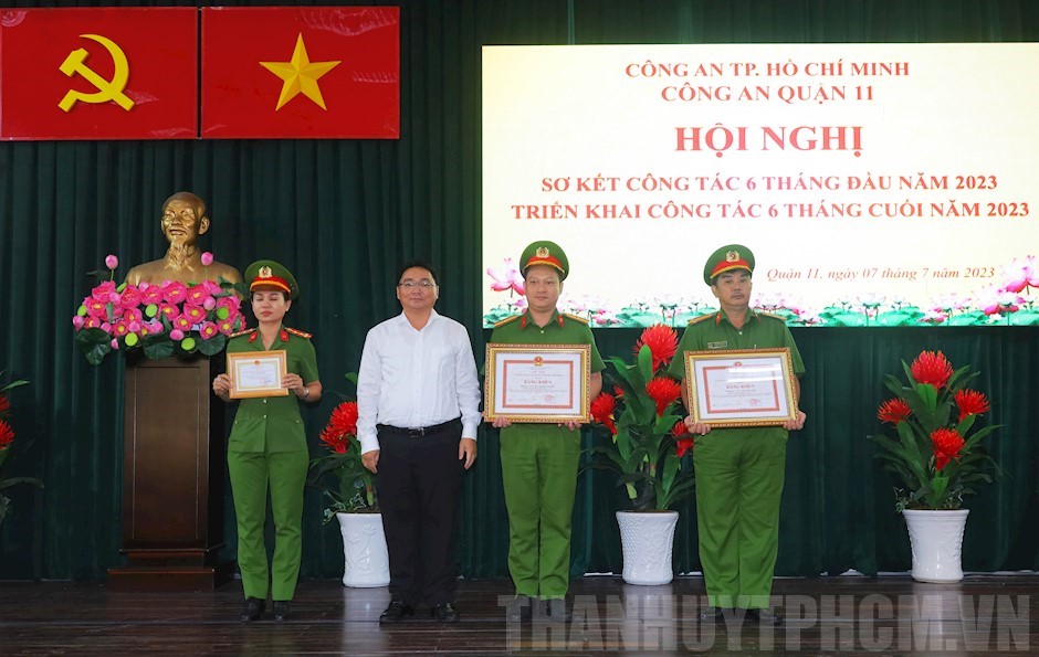Công an Quận 11: Đẩy mạnh xây dựng lực lượng công an quận chính quy, tinh nhuệ, trong sạch vững ...