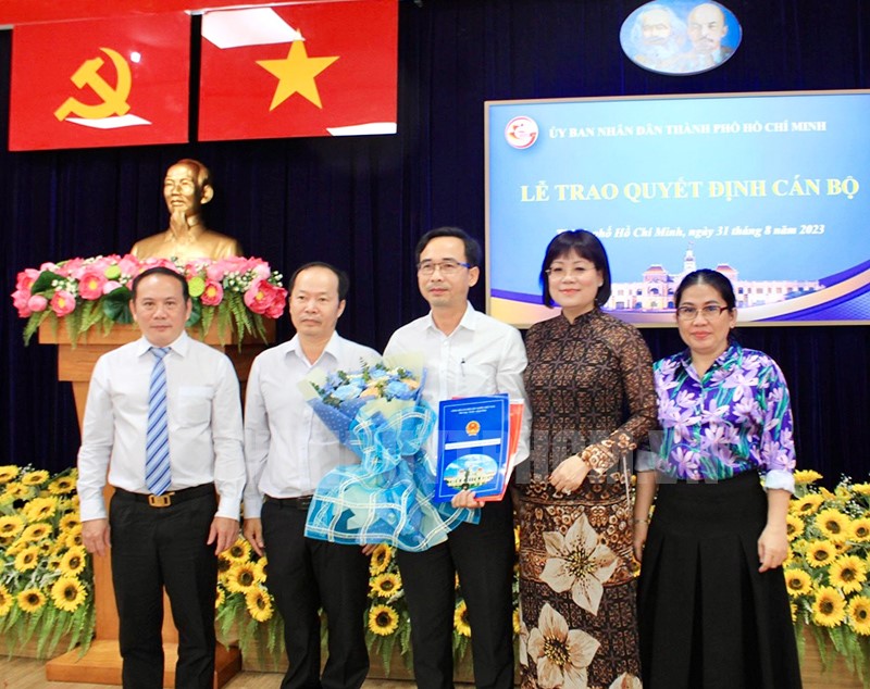 Đồng chí Phạm Phi Thường giữ chức Chủ tịch Hội đồng thành viên Công ty ...