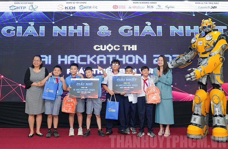 3 đội giành giải Nhất cuộc thi “AI Hackathon 2023”