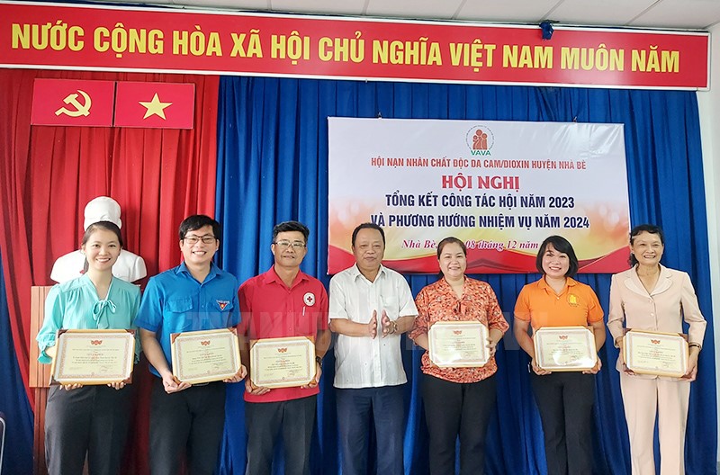 Tiếp tục chăm lo thường xuyên cho nạn nhân chất độc da cam/dioxin