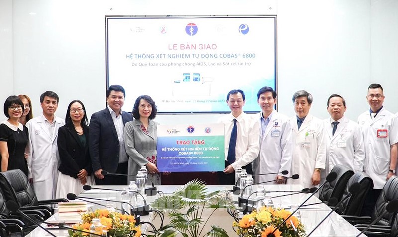 Bệnh viện Chợ Rẫy tiếp nhận hệ thống xét nghiệm tự động hiện đại