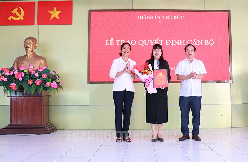 Đồng chí Mai Thanh Nga giữ chức vụ Phó Bí thư Thường trực Đảng ủy phường Phú Hữu