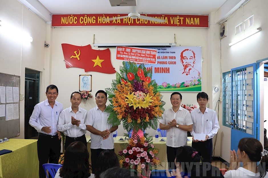 Quận Bình Thạnh: Phấn đấu hoàn thành và vượt tiến độ dự án cải tạo rạch Xuyên Tâm và mở rộng ...