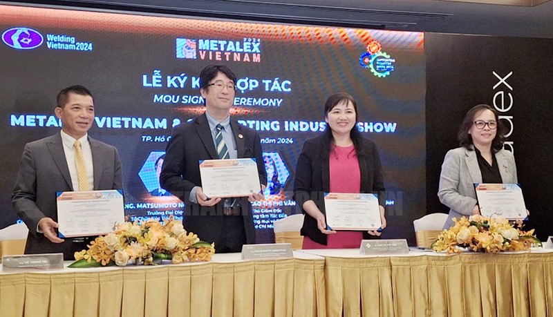 Ký kết hợp tác giới thiệu sản phẩm công nghiệp hỗ trợ tiên tiến nhất