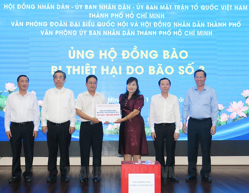 236,5 triệu đồng quyên góp ủng hộ đồng bào bị thiệt hại do bão số 3