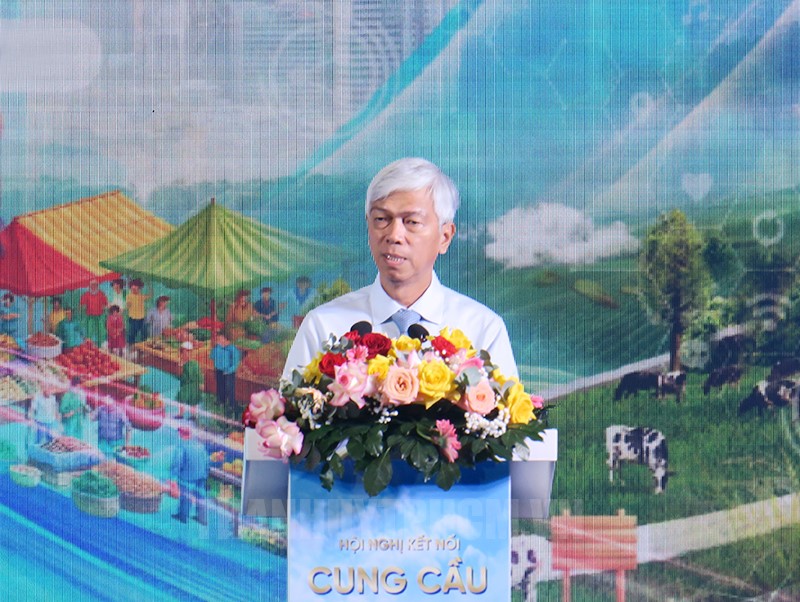 700 gian hàng của hơn 2.000 doanh nghiệp đến từ 45 tỉnh, thành phố tham ...