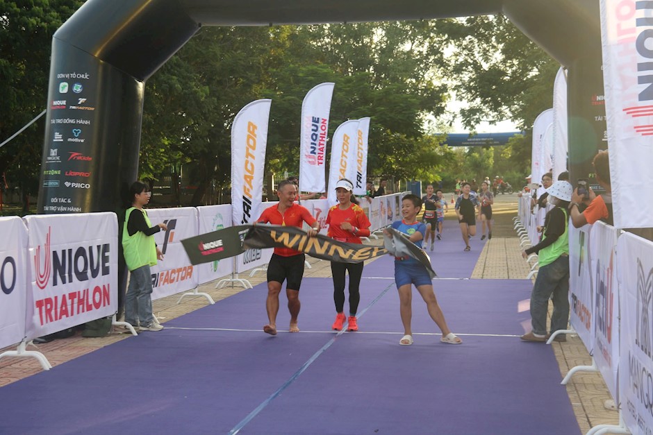 Huyện Cần Giờ: Gần 100 vận động viên tham gia giải Vietnam Tri Factor ...