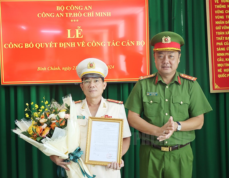 Thượng tá Đoàn Văn Quới giữ chức vụ Phó Trưởng Công an huyện Bình Chánh