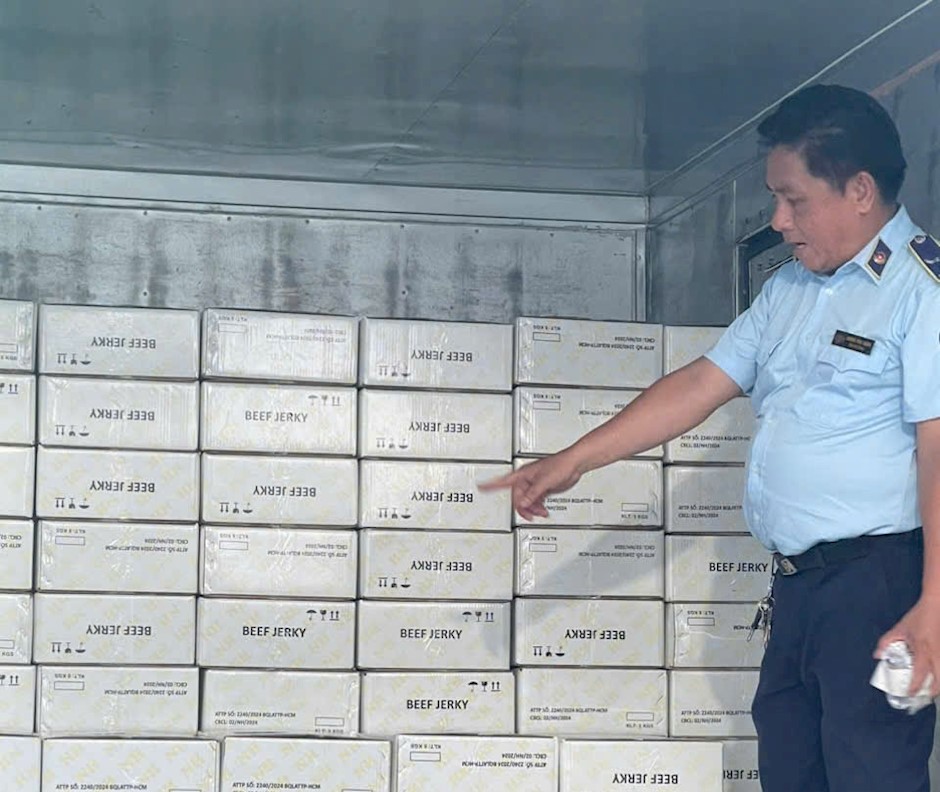 Phát hiện, tạm giữ hơn 1.015 kg khô bò không rõ nguồn gốc, xuất xứ chào bán trên mạng xã hội