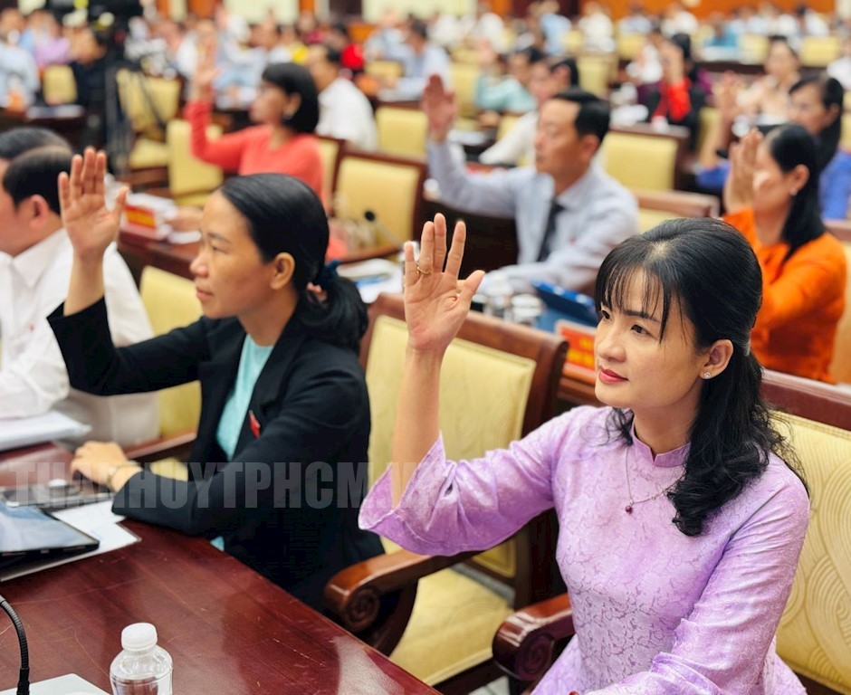 Thông qua Nghị quyết sáp nhập Ban Tôn giáo vào Ban Dân tộc, thành Ban ...