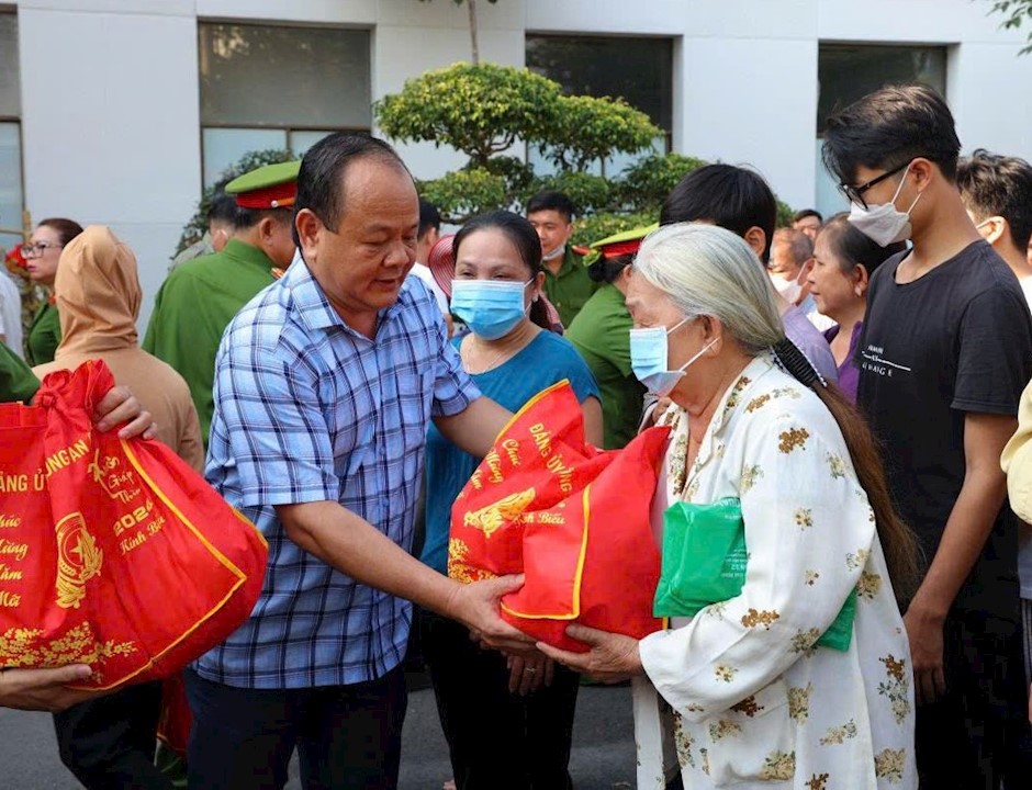 TPHCM triển khai Phong trào “Tết Nhân ái” - Xuân Ất Tỵ 2025