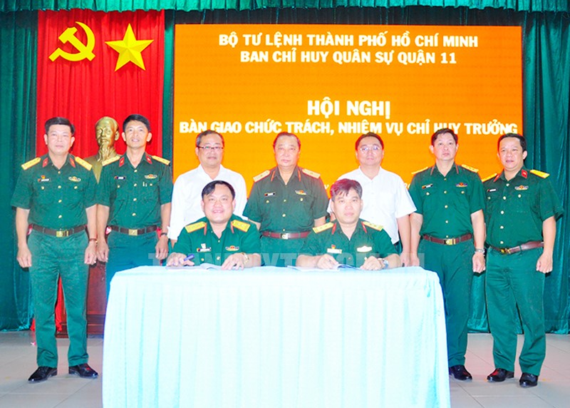 Bàn giao chức trách, nhiệm vụ Chỉ huy trưởng Ban Chỉ huy Quân sự Quận 11