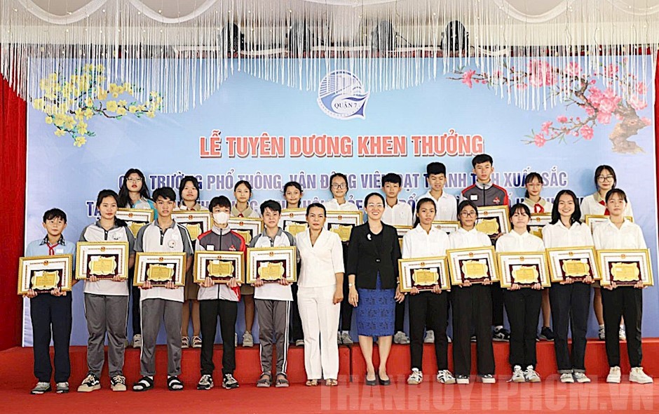 Quận 7: Tuyên dương 152 em học sinh đạt thành tích cao trong lĩnh vực thể dục thể thao tại các ...