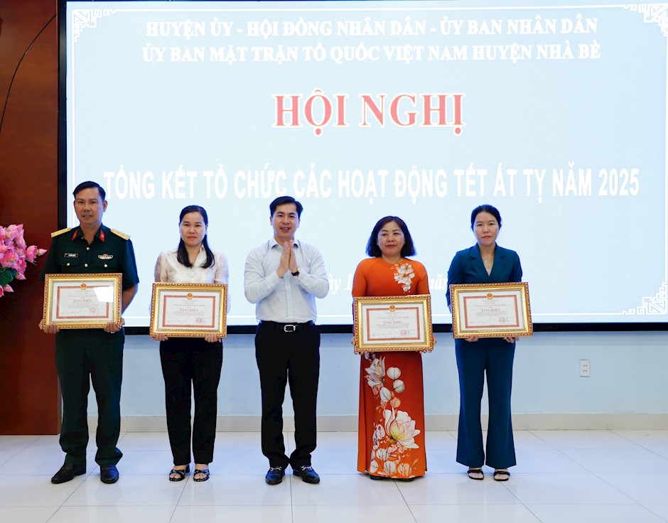 Hơn 18,2 tỷ đồng chăm lo Tết cho các trường hợp có hoàn cảnh khó khăn