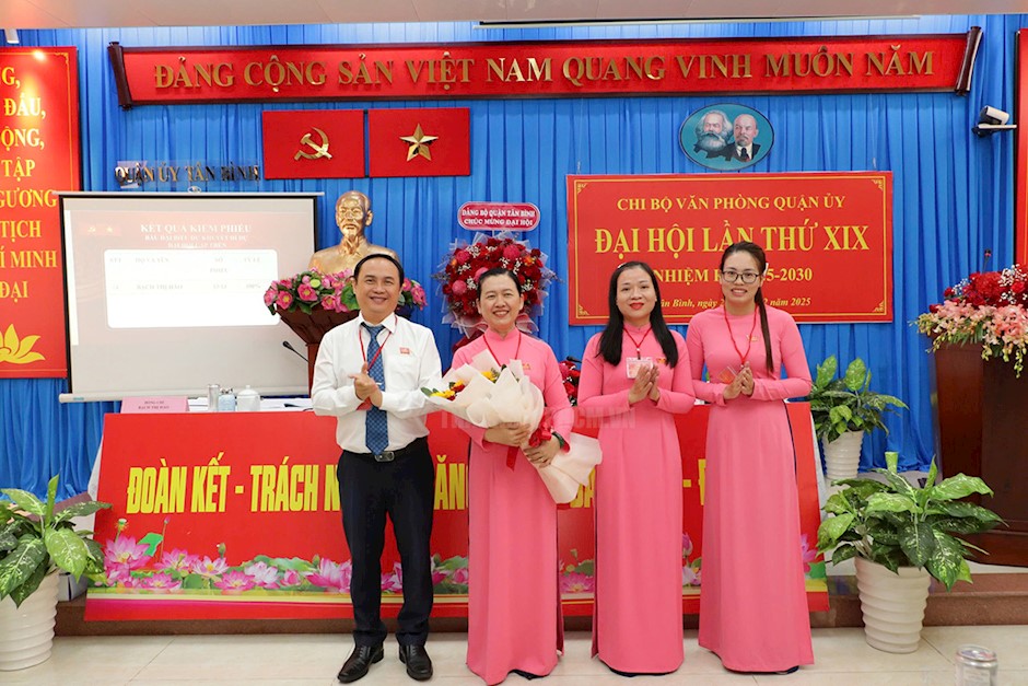 Đại hội Chi bộ Văn phòng Quận ủy Tân Bình lần thứ XIX, nhiệm kỳ 2025-2030