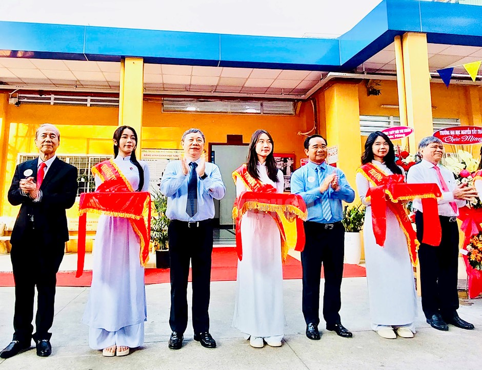 Khánh thành Nhà trưng bày các kỷ vật "Ngày toàn quốc kháng chiến" tại ...