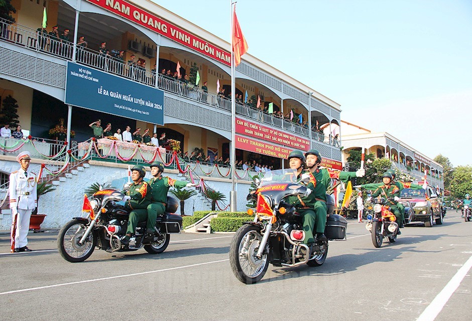 Phát huy tinh thần đại thắng mùa Xuân 1975 trong xây dựng lực lượng vũ trang TPHCM hiện nay