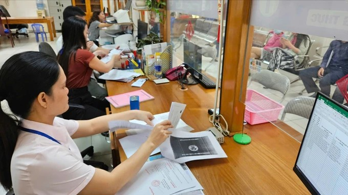 TPHCM chuyển hơn 100.000 biên chế cấp huyện về xã sau sắp xếp