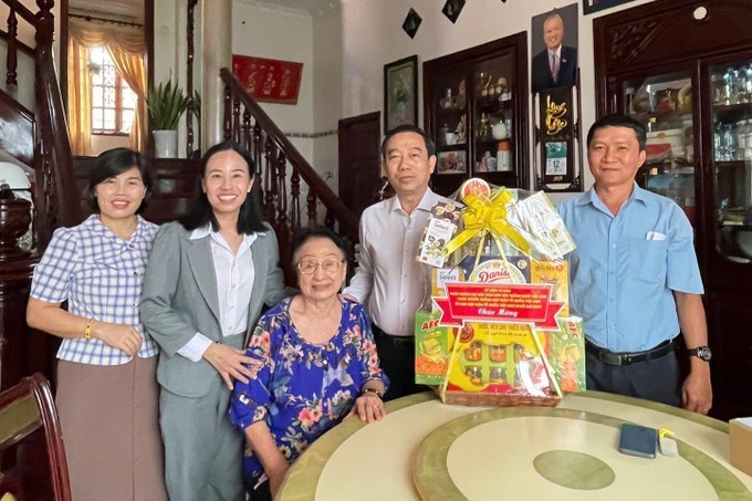 Tri ân các thế hệ cán bộ Mặt trận nhân kỷ niệm 95 năm Ngày thành lập ...